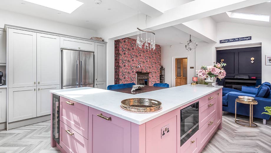 Four enchanting kitchen paint colours we love - Blog | Masterclass ...