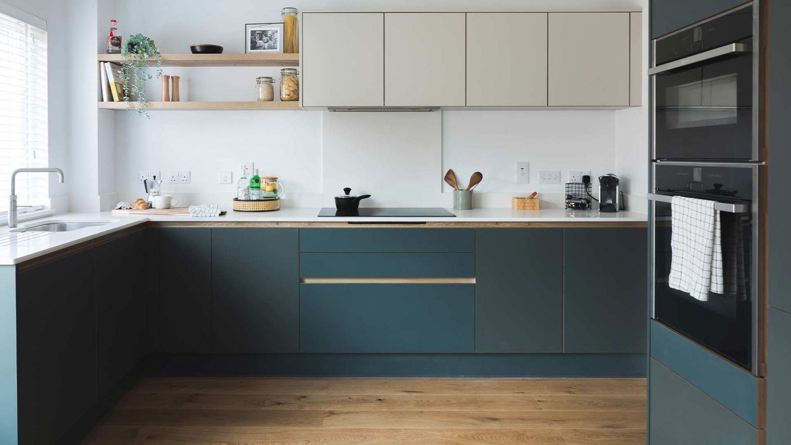 Why are green kitchens so popular? - Kitchen Inspiration | Kitchen ...