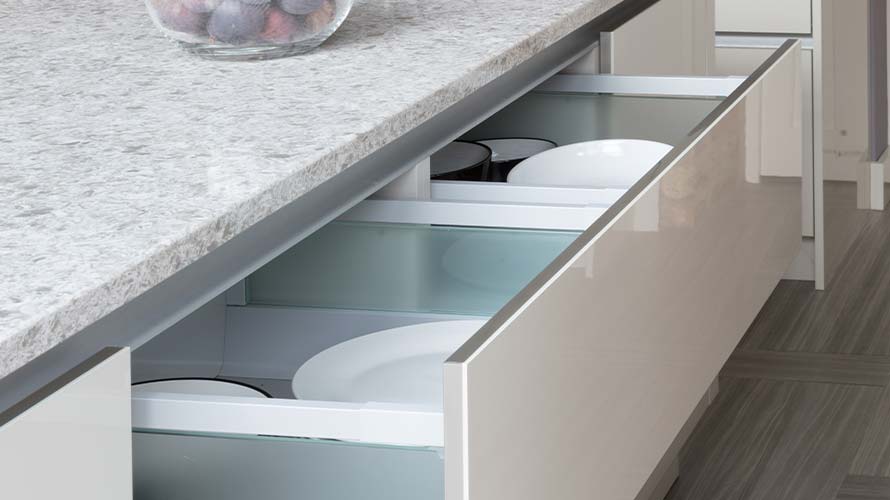 Long narrow kitchen ideas guaranteed to maximise your space - Kitchen ...